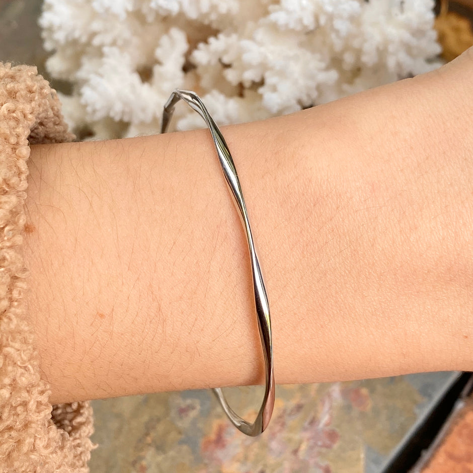 Gold Bangle Bracelets – LSJ