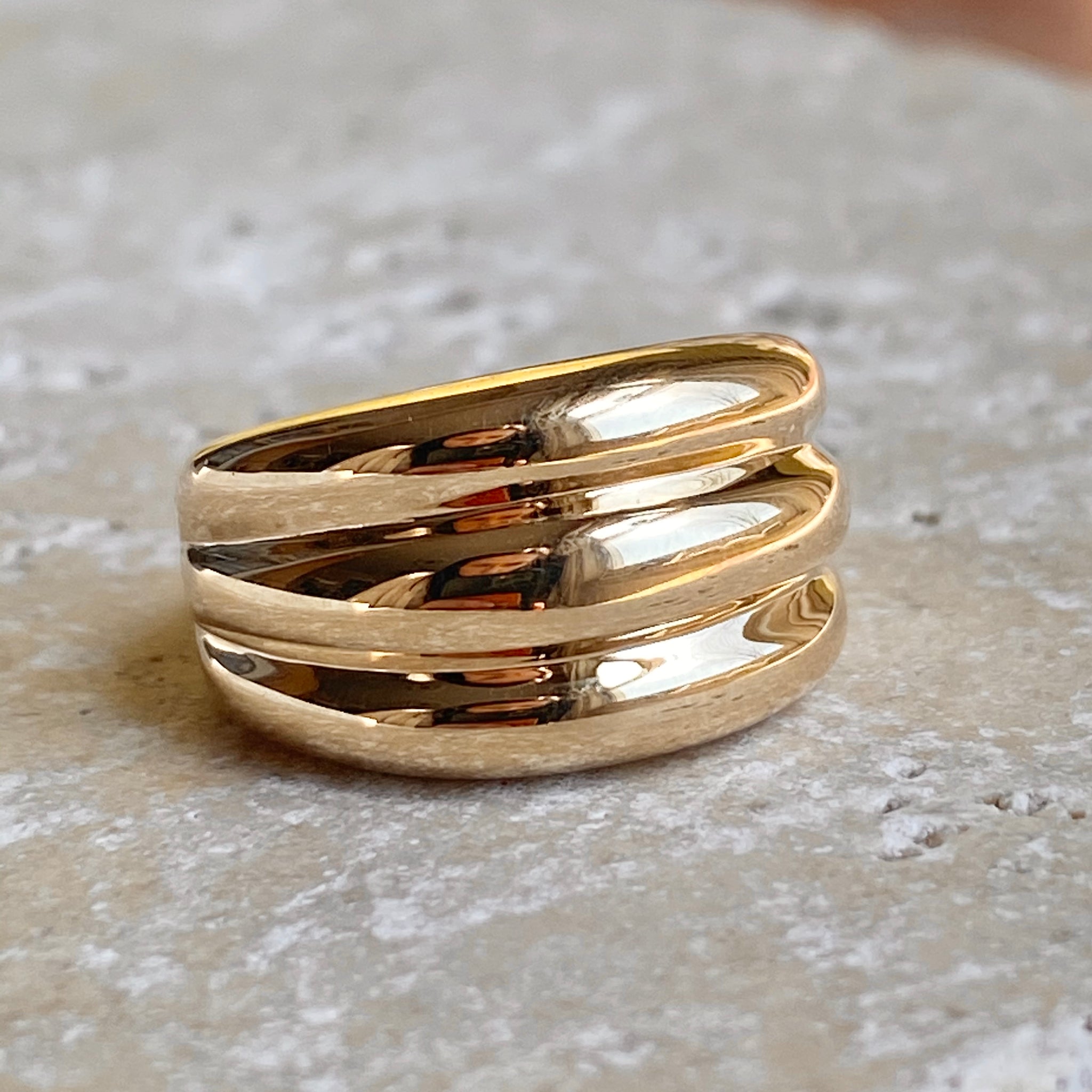 14KT Yellow Gold Polished Ribbed Dome Cigar Band Ring – LSJ