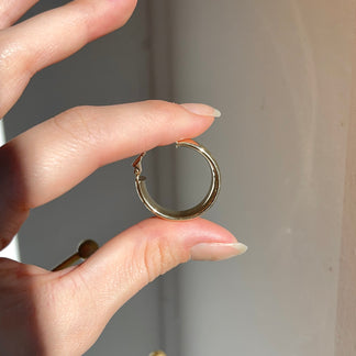 14KT Yellow Gold 10mm Wide Tube Round Omega Hoop Earrings 26mm – LSJ