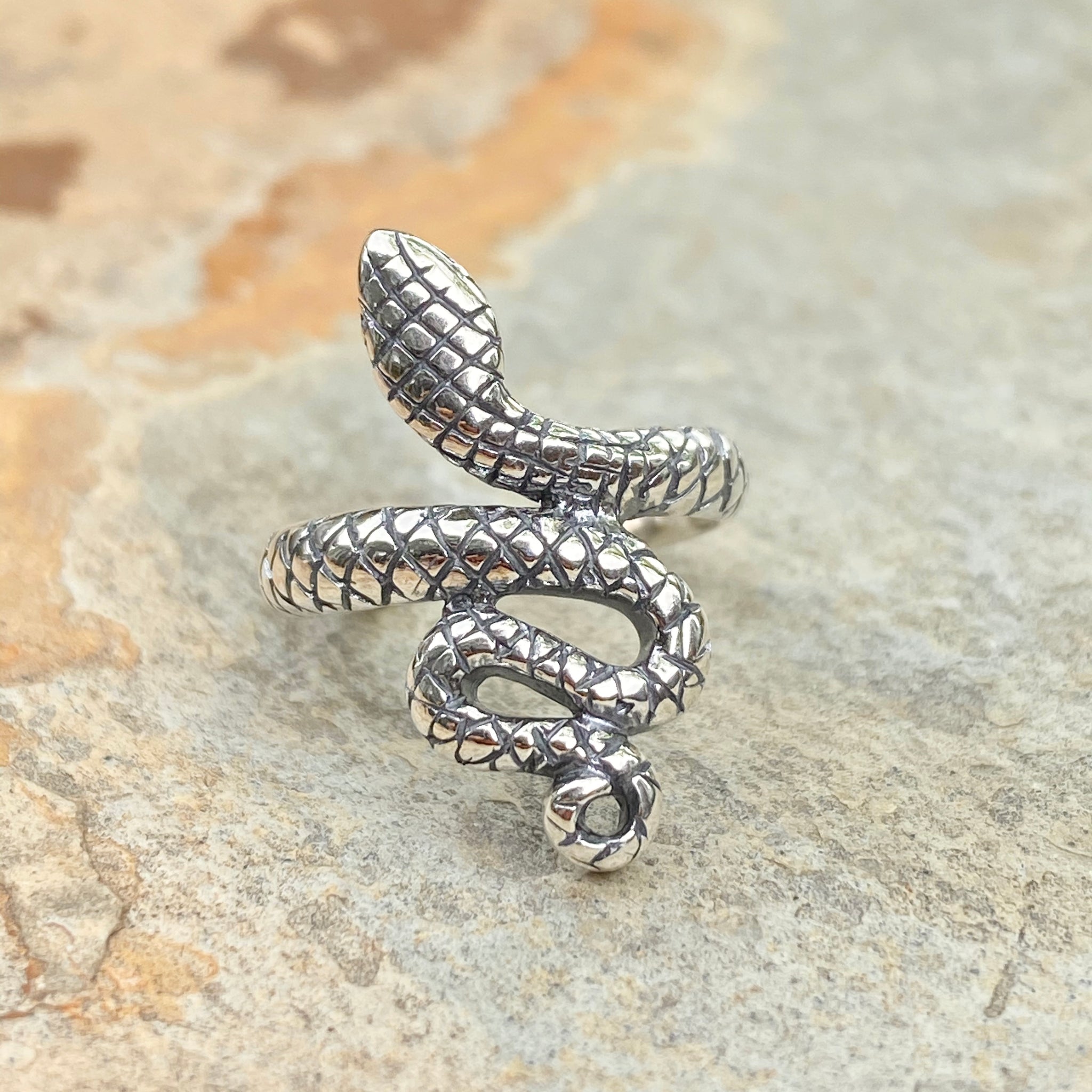 Sterling Silver Antiqued Snake Bypass Toe Ring – LSJ