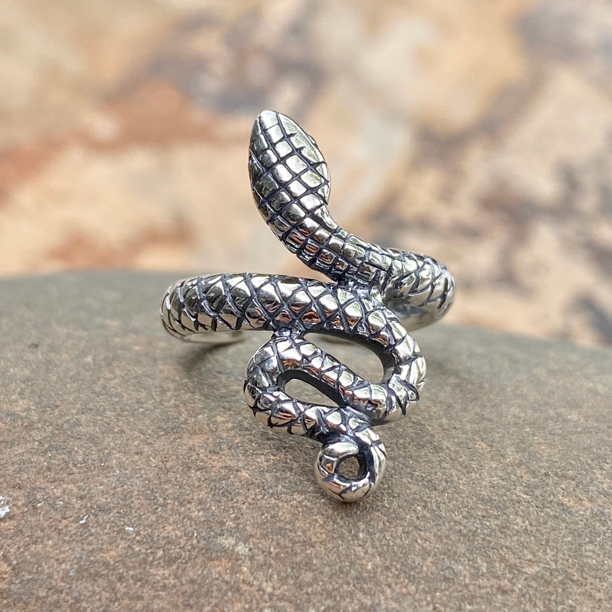 Sterling Silver Antiqued Snake Bypass Toe Ring – LSJ