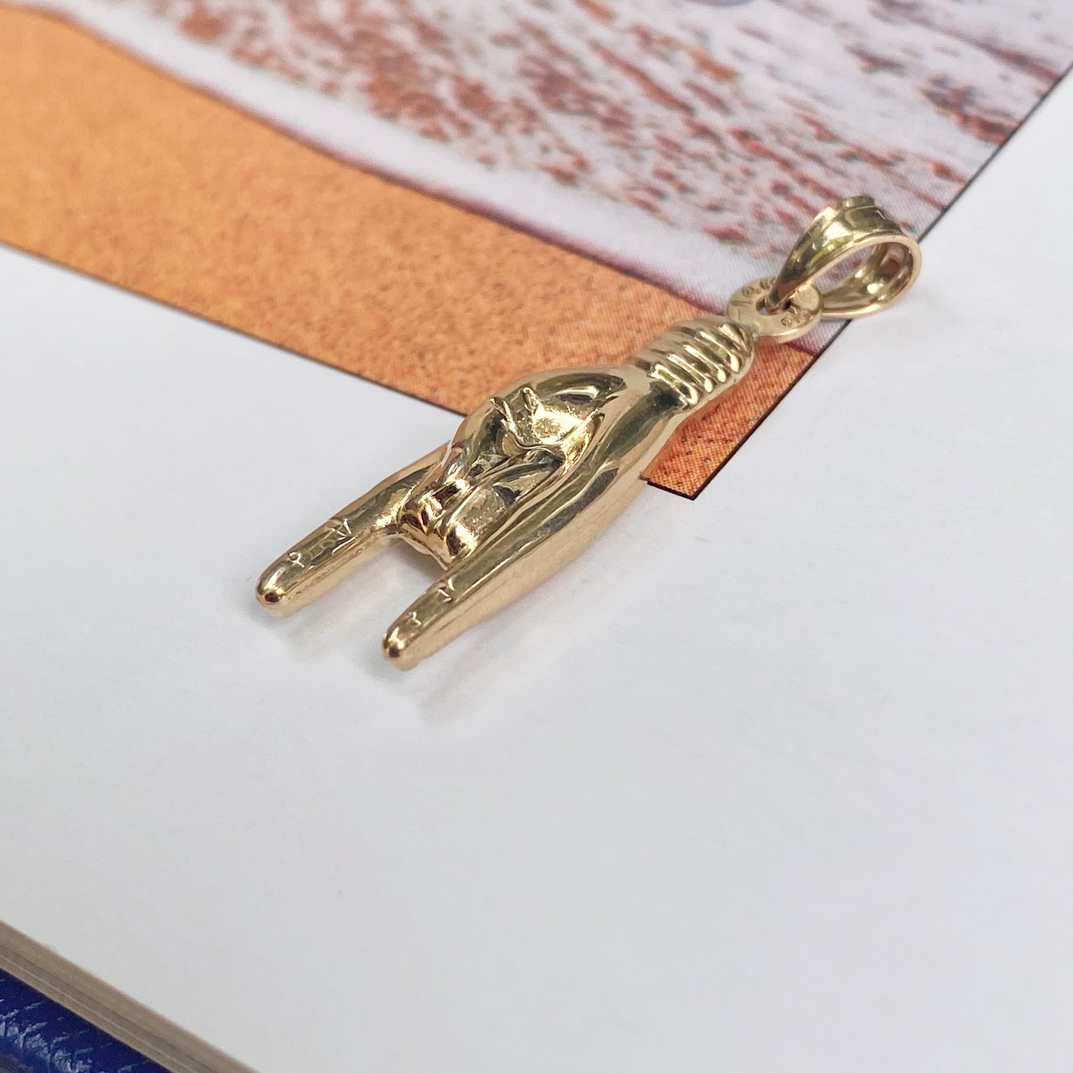 14KT Yellow Gold Italian Mano Cornuto Pendant 30MM – LSJ